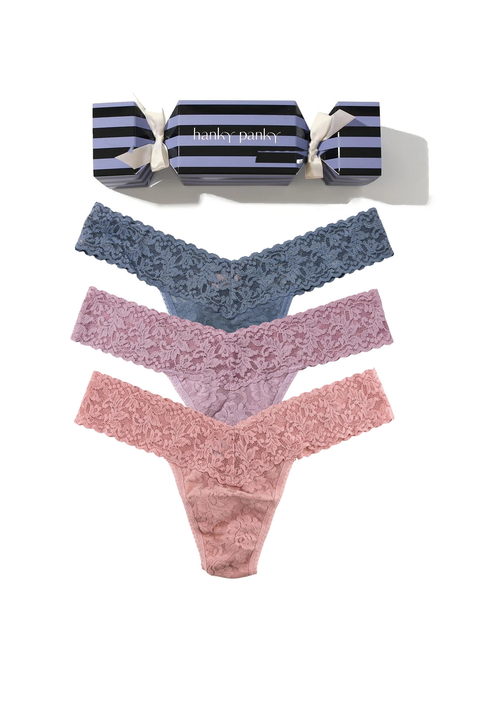 Signature Lace® Low Rise Thong Holiday 3 Pack Cracker – Who Cares? Wear